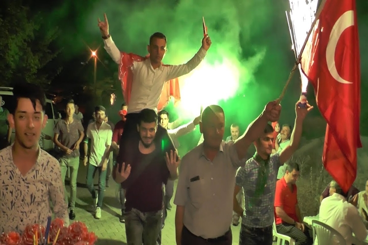 Asker Düğünü Nasıl Olur? - Güncel Oku