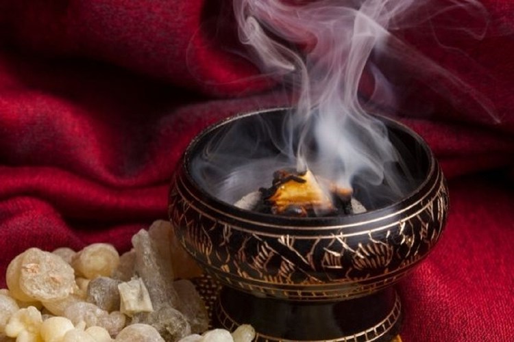 Buhur Yakmak Nazara İyi Gelir Mi? - Güncel Oku