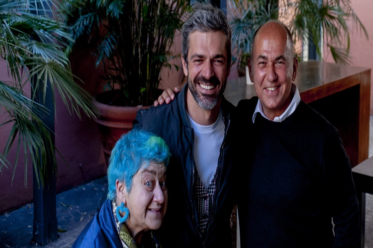 Cahil Periler Dizisi Uyarlama Mı? - Güncel Oku