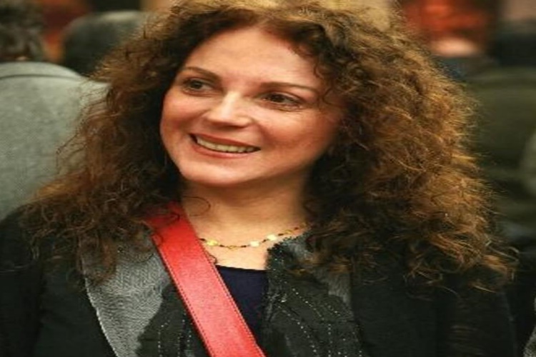 Derya Alabora Evlilikleri Nelerdir? - Güncel Oku