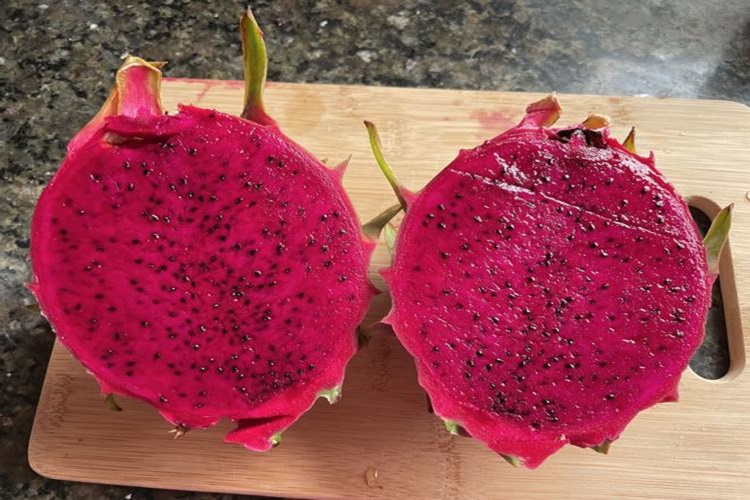 Ejder Meyvesi Nasıl Soyulur? - Güncel Oku