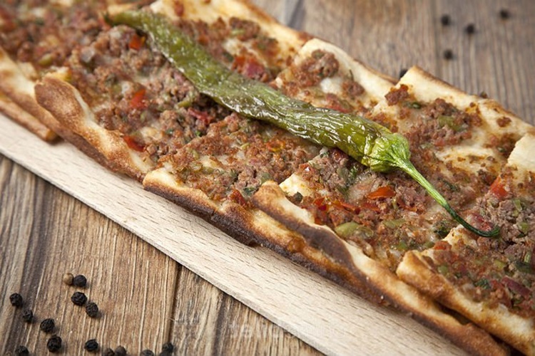 Etli Ekmek Nerede Meşhur? - Güncel Oku