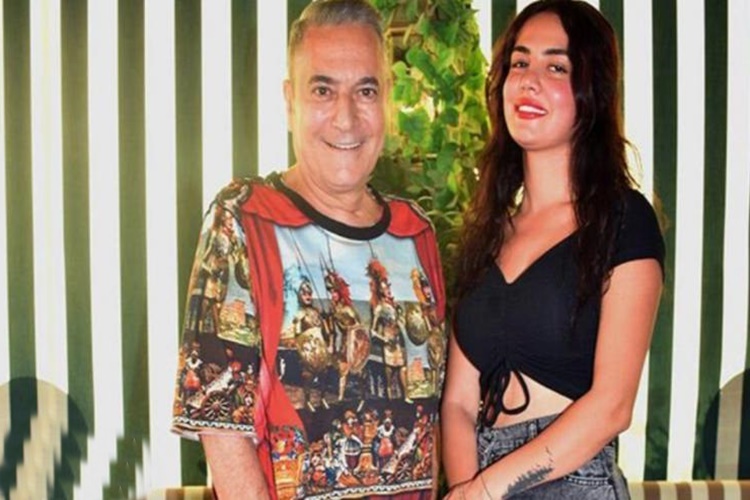 Ece Ronay Kimdir? - Güncel Oku