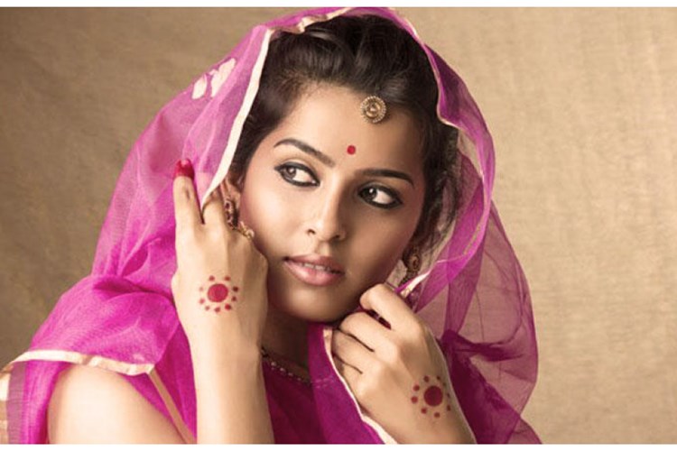 Hintliler Çekik Gözlü Mü? - Güncel Oku