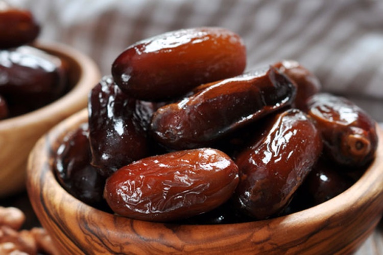 Hurma Anne Sütünü Arttırır Mı? - Güncel Oku