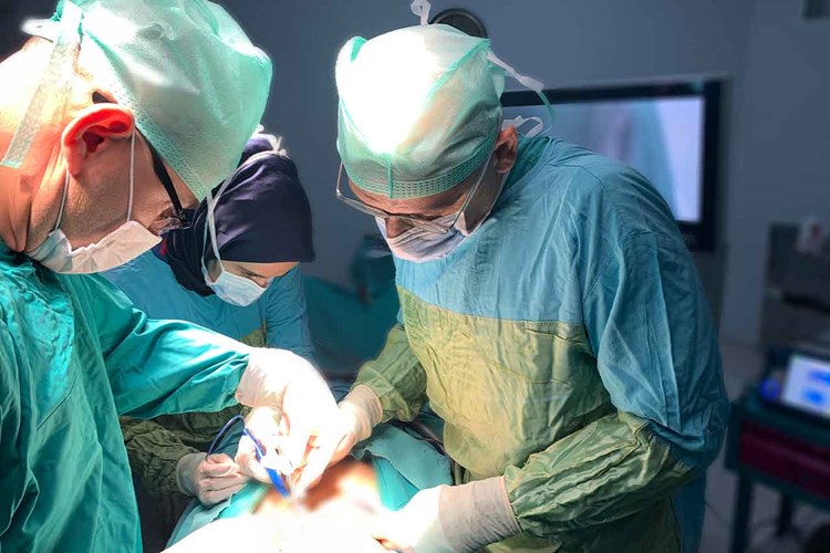 Makat Çatlağı Neden Olur? - Güncel Oku