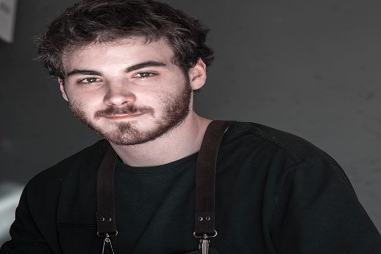 Masterchef Burak Revanbahş Kimdir? Masterchef Burak Hakkında Merak ... Masterchef Burak Revanbahş Kimdir? Masterchef Burak Hakkında Merak ...