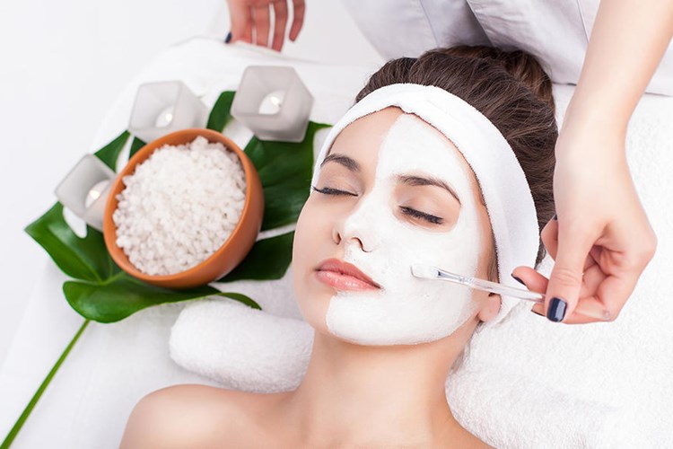 Maya Maskesi Ciltte Ne Kadar Durmalı? - Güncel Oku