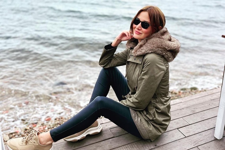 Mine Sarı Nereden Mezun? - Güncel Oku