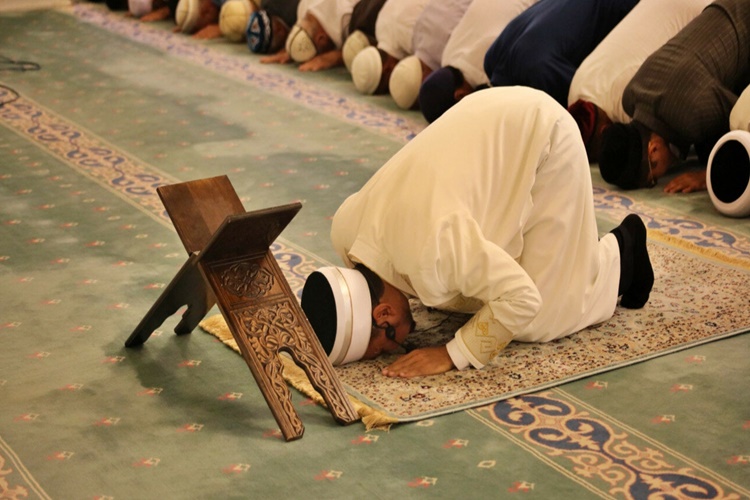 Namaz Duaları Bilinmiyorsa - Güncel Oku