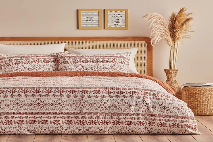 Nevresim Neden Sararır? - Güncel Oku