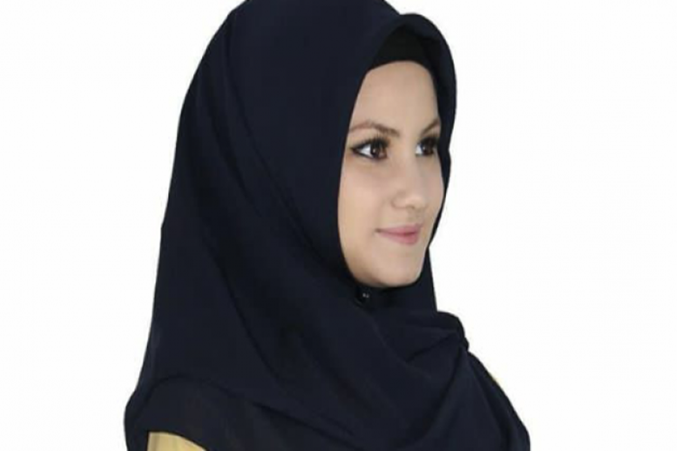 Omuzları Kapatan Eşarp Nasıl Bağlanır? - Güncel Oku