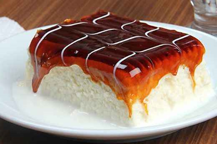 Trileçe Keki Neden Sert Olur? - Güncel Oku