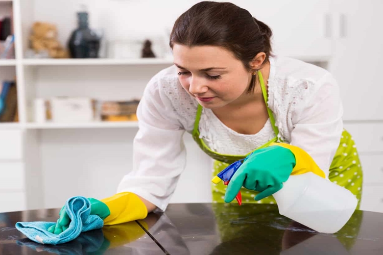 Yağ Çözücü Boyaya Zarar Verir Mi? - Güncel Oku